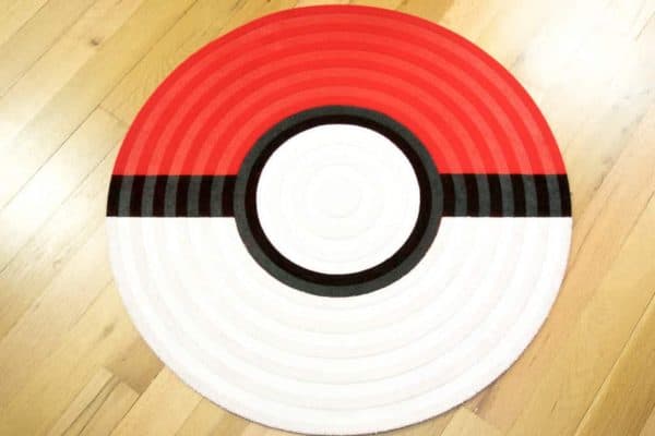 How to Paint a Rug [DIY Poké Ball Rug] - The Handyman's Daughter