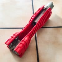 How to Replace a Kitchen Faucet - Beginner's Guide - The Handyman's ...