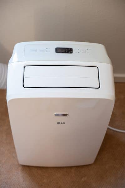 3 Ways to Install a Portable Air Conditioner in a Casement Window - The ...