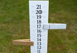 Easy DIY Cornhole Scoreboard with Free Plans - The Handyman's Daughter