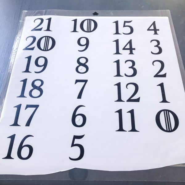 Easy DIY Cornhole Scoreboard with Plans - The Handyman's Daughter