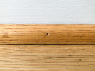 How to Remove Quarter Round Trim - The Handyman's Daughter