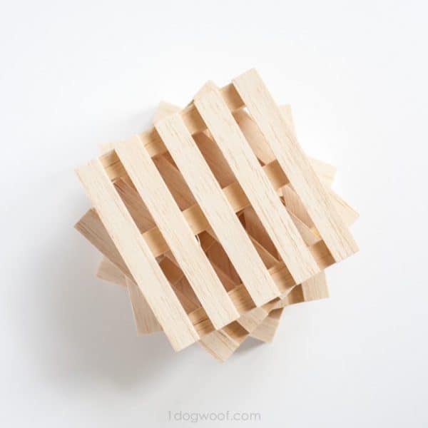 15 Easy DIY Wood Coaster Design Ideas - The Handyman's Daughter