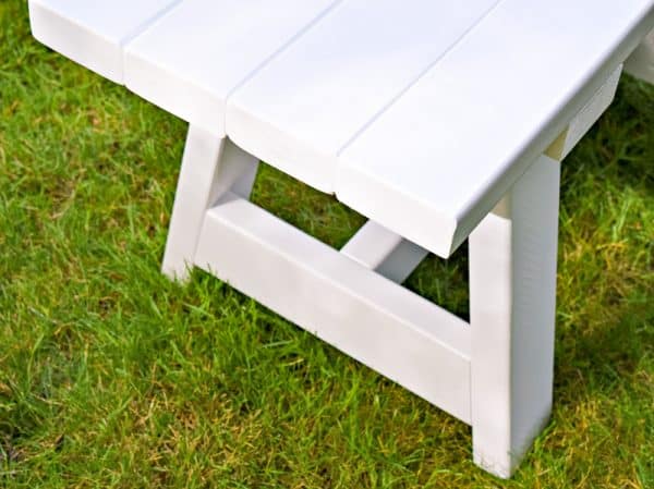 Easy DIY 2x4 Bench with Free Plans - The Handyman's Daughter