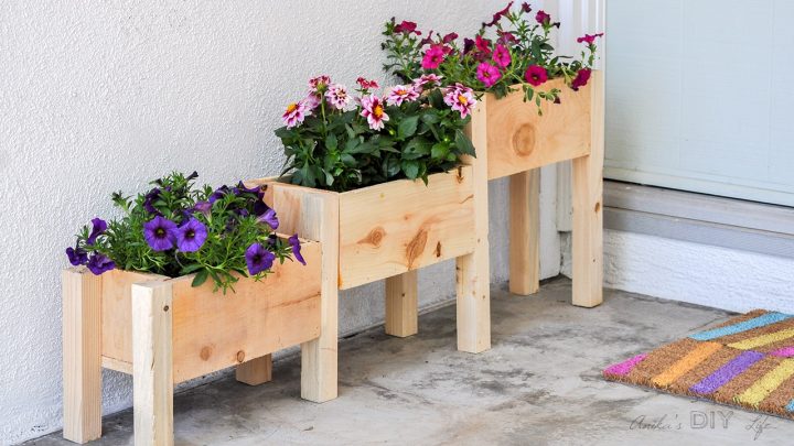 25 Amazing DIY Wooden Planters with Plans - The Handyman's Daughter
