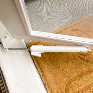 How to Build a Screen Door - The Handyman's Daughter