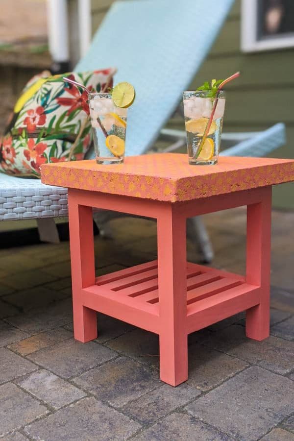 20 Amazing DIY End Table Plans and Projects - The Handyman's Daughter