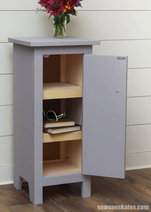 20 Amazing DIY End Table Plans and Projects - The Handyman's Daughter