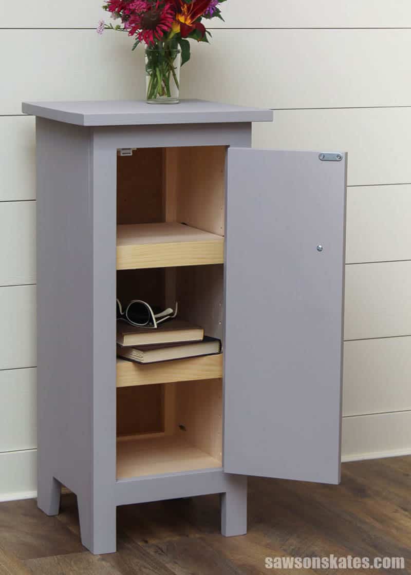 20 Amazing DIY End Table Plans and Projects - The Handyman's Daughter