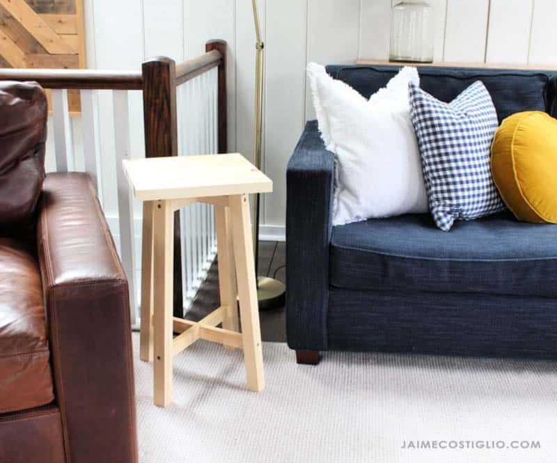 20 Amazing DIY End Table Plans and Projects - The Handyman's Daughter