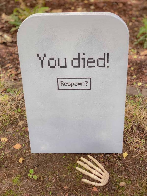 Super Easy DIY Halloween Tombstones - The Handyman's Daughter
