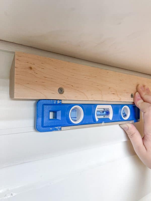 DIY Spray Paint Storage Rack [with plans] - The Handyman's Daughter