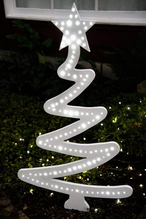 DIY Wood Christmas Tree for the Yard - The Handyman's Daughter