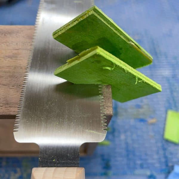 How to Make and Use a Spline Jig - The Handyman's Daughter