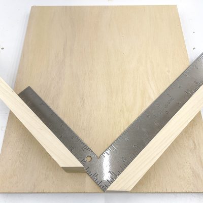 How to Make and Use a Spline Jig - The Handyman's Daughter