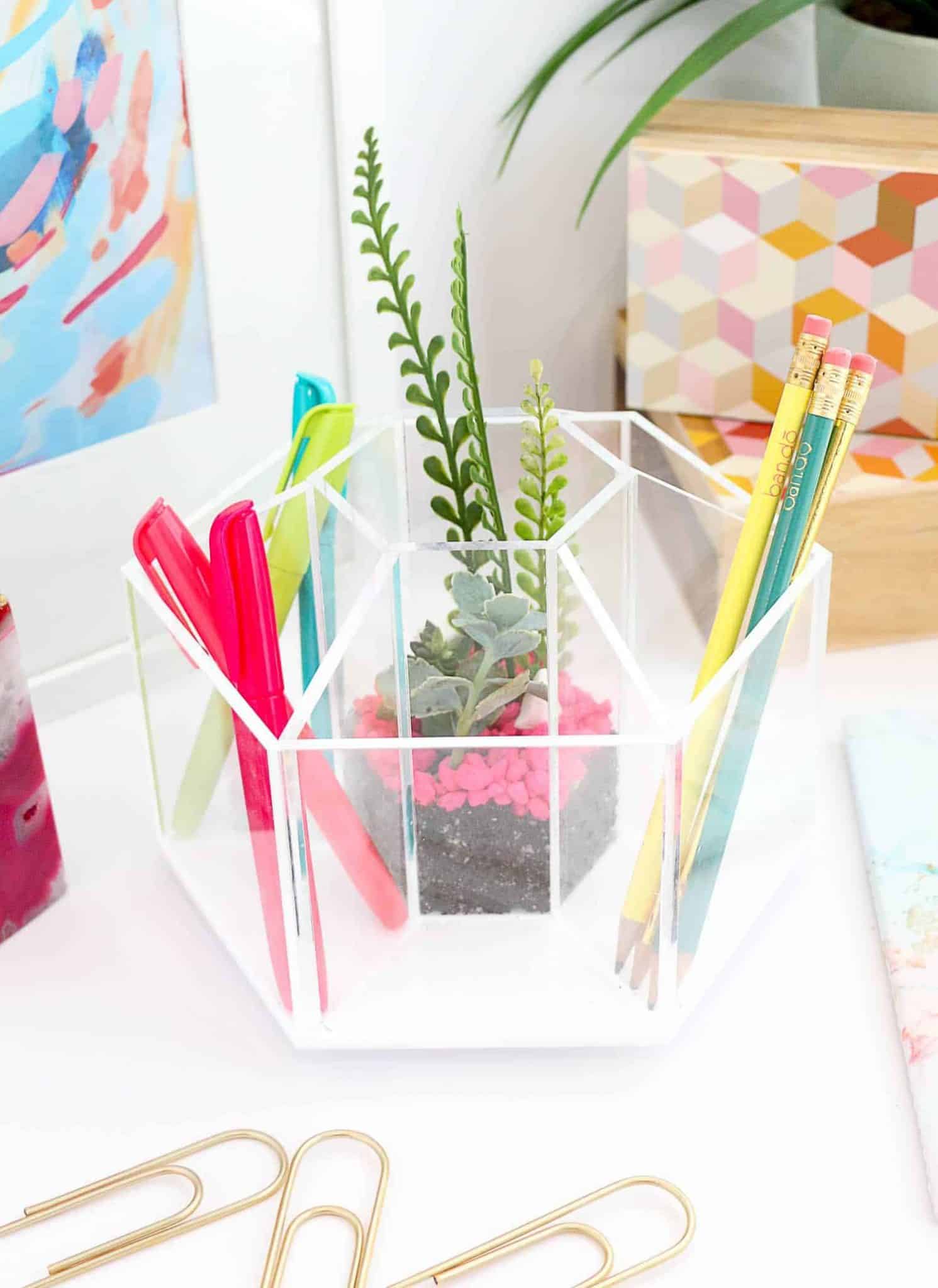 20 Colorful DIY Desk Decor Ideas to Keep You Organized - The Handyman's ...