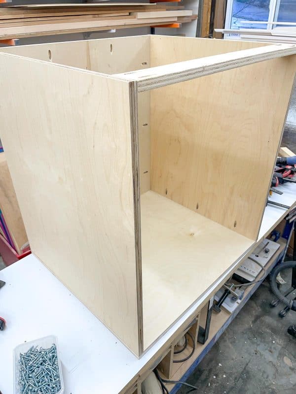 DIY Router Table Cabinet with Plans - The Handyman's Daughter