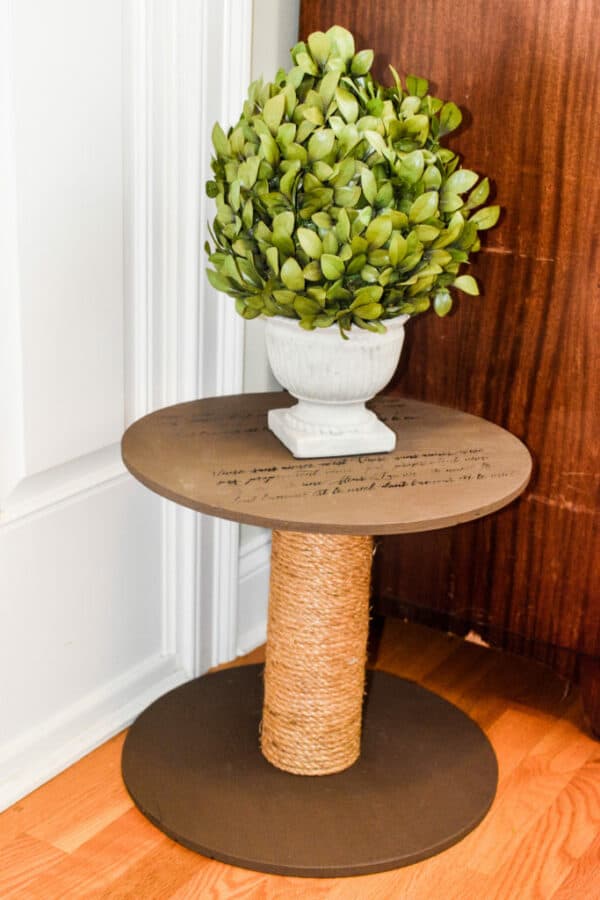 20 Amazing DIY Plant Stand Ideas for Your Home - The Handyman's Daughter