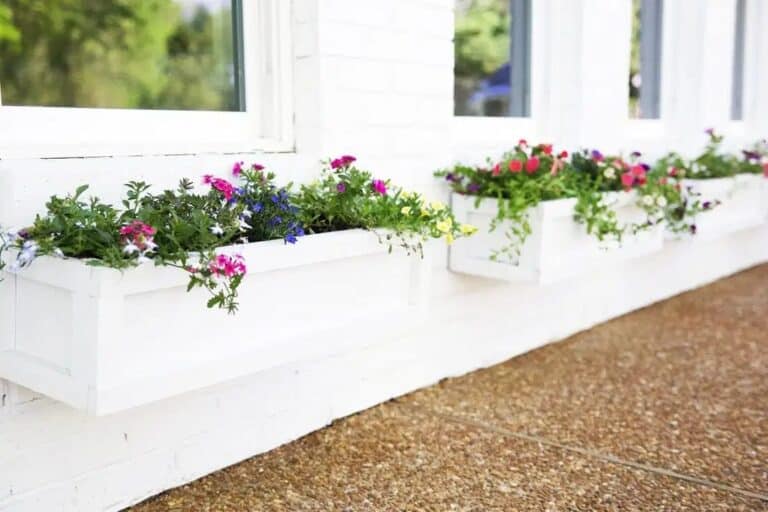 20 Gorgeous DIY Window Box Planter Ideas - The Handyman's Daughter