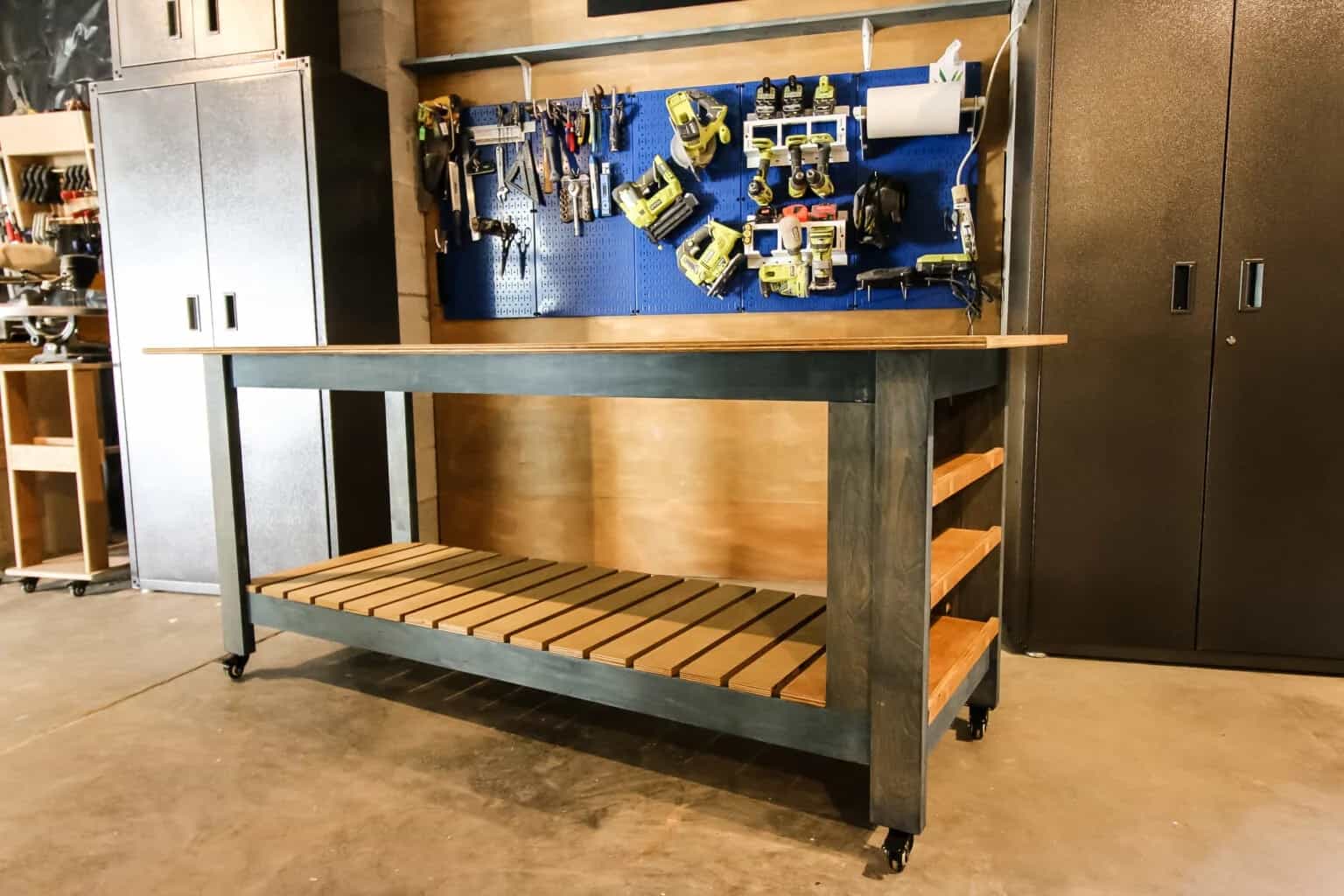 17 DIY Workbench Plans for Your Garage or Workshop - The Handyman's ...