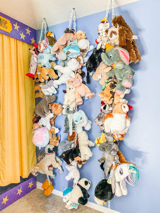 17 Smart DIY Stuffed Animal Storage Ideas - The Handyman's Daughter