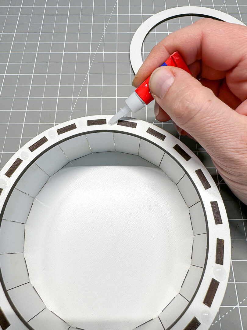 How to Make a Round Wooden Box - The Handyman's Daughter