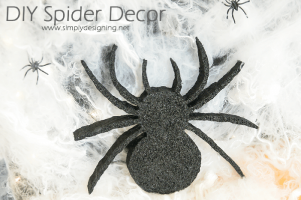 15 Creepy-Crawly DIY Halloween Spider Decoration Ideas - The Handyman's ...
